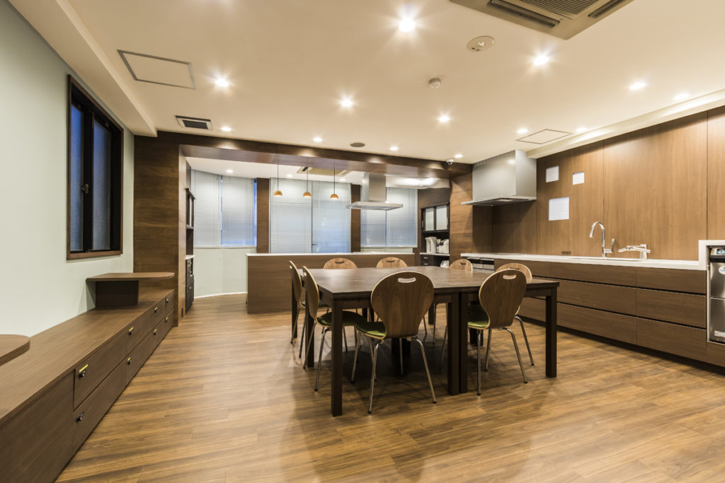 新宿・四ツ谷エリアでおすすめ！忘年会・新年会向け貸切パーティー会場 | Patia Magazine | キッチン付きレンタルスペース・レンタルキッチン・キッチンスタジオPatia(パティア)